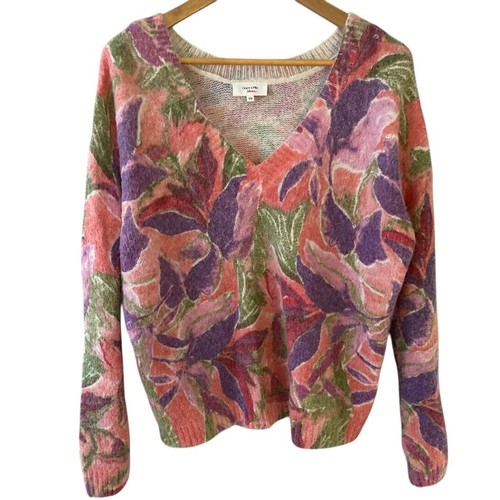 Grace & Mila Collective Boho Floral Cozy Deep V-Neck Sweater Size Small ...