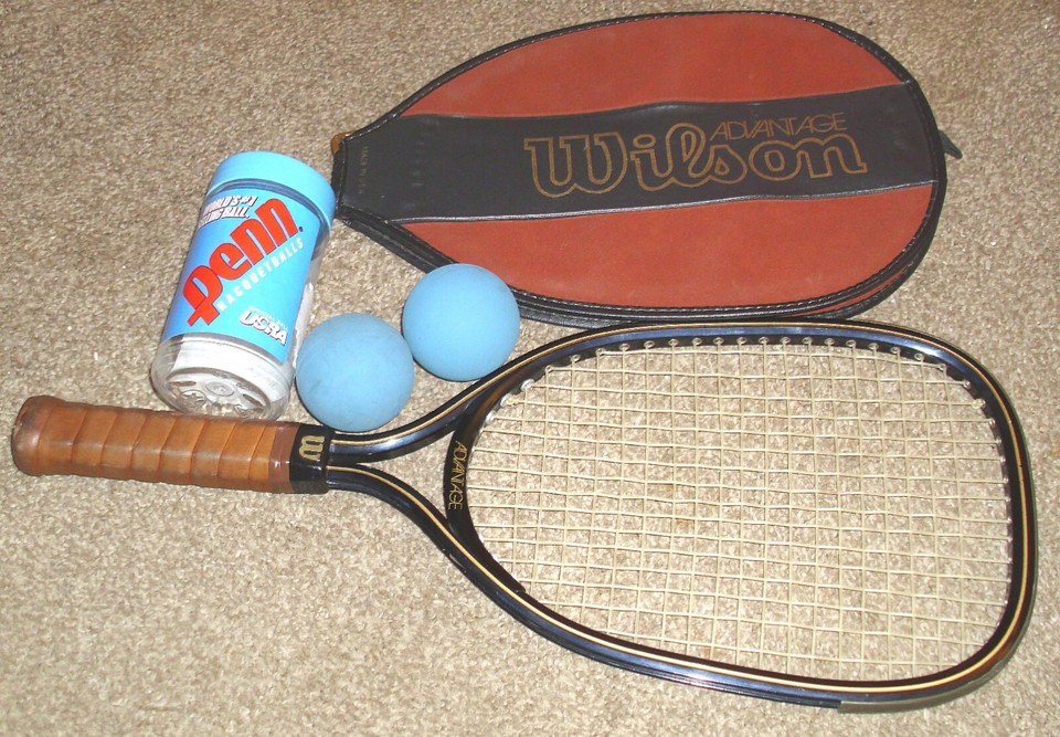 Vintage Wilson Advantage Racquetball Racket w/Zippered Cover & w2/PENN ...