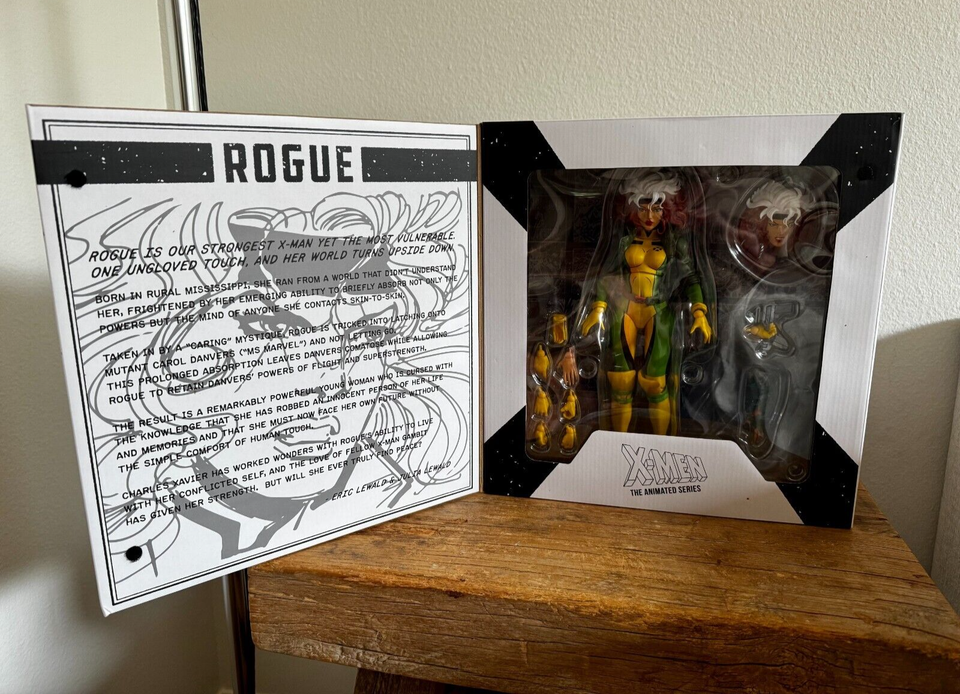 X-Men: The Animated Series Mondo Rogue 1/6 Action Figure Regular ...