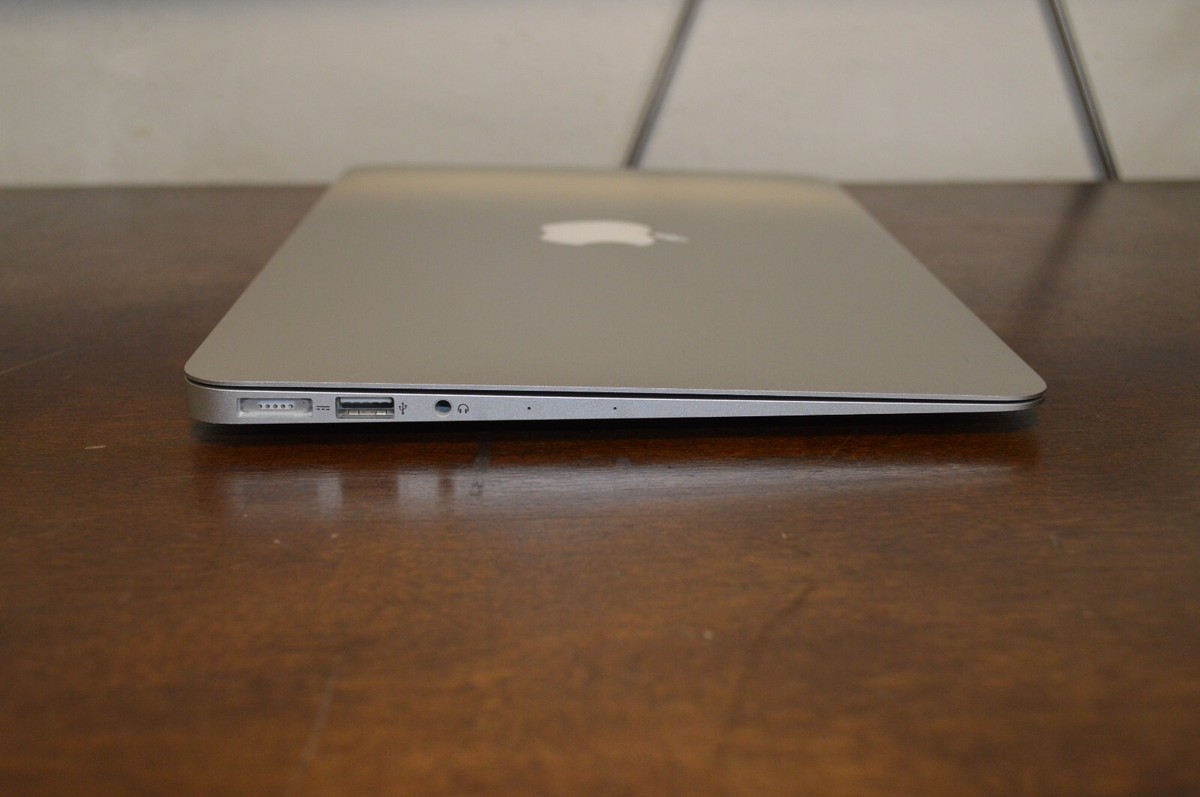 Apple MacBook Air 6.1 11 inch i5 128GB 4GB HD Graphics 5000 Apple MacBook Air 6.1 11 inch i5 128GB 4GB HD Graphics 5000