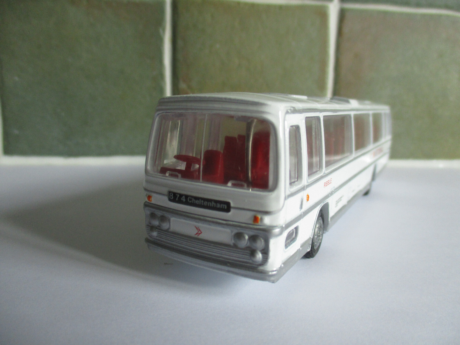 EFE - Ribble (NBC) - Plaxton Paramount Elite MkII Coach - 15702 1:76 ...