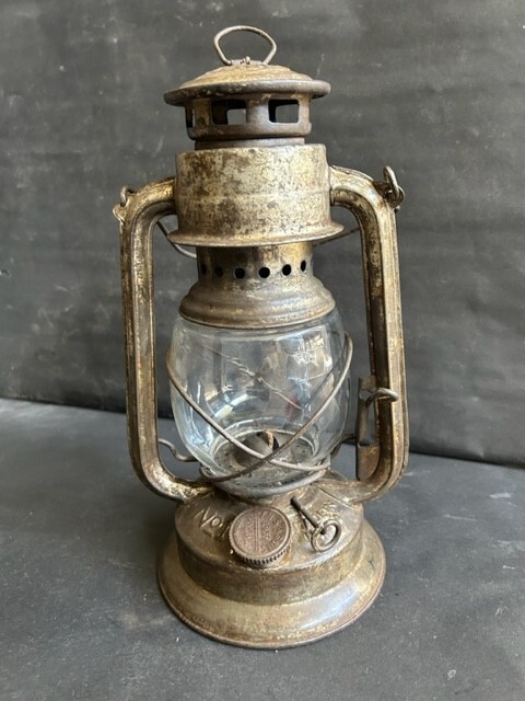 OLD VINTAGE RARE NO.1 SUN RUSTIC IRON KEROSENE OIL LAMP /LANTERN OLD ...