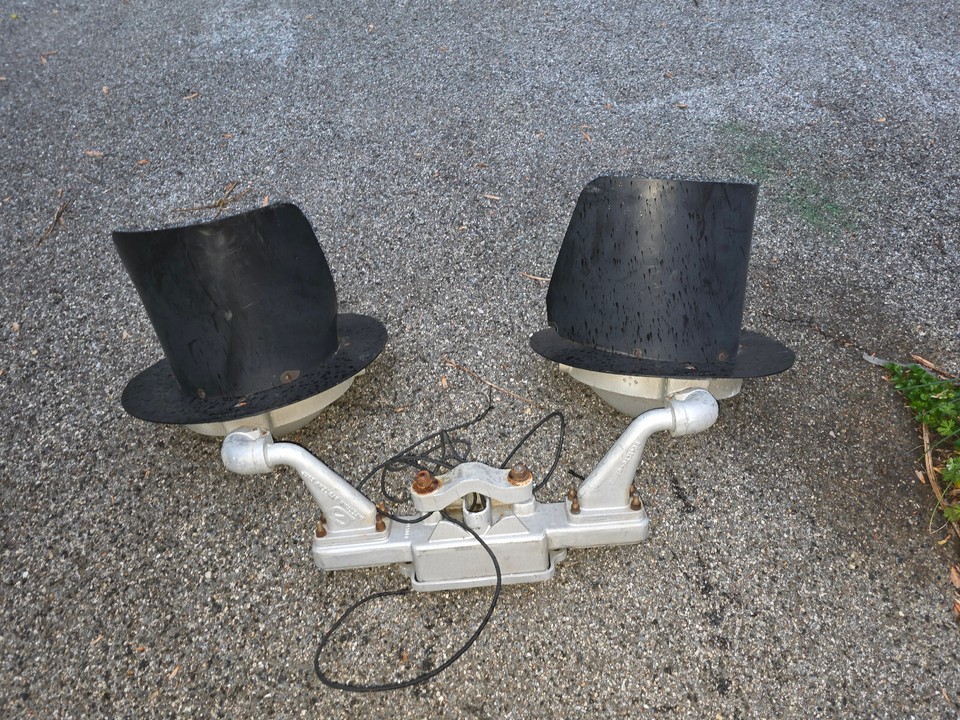dual railroad crossing lights | eBay