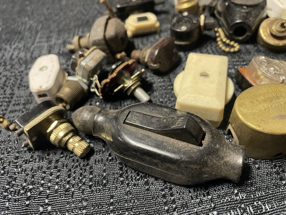 Vintage Assorted Lamp Switches Lot Electric Light Parts Repair Leviton ...