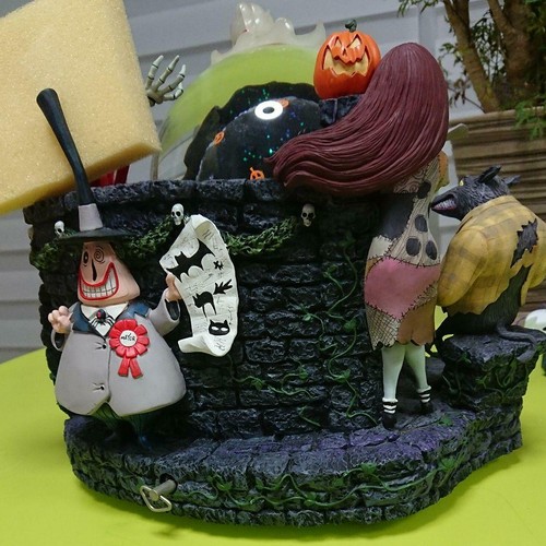 Nightmare Music Box Snow Globe Disney Statue Halloween | eBay