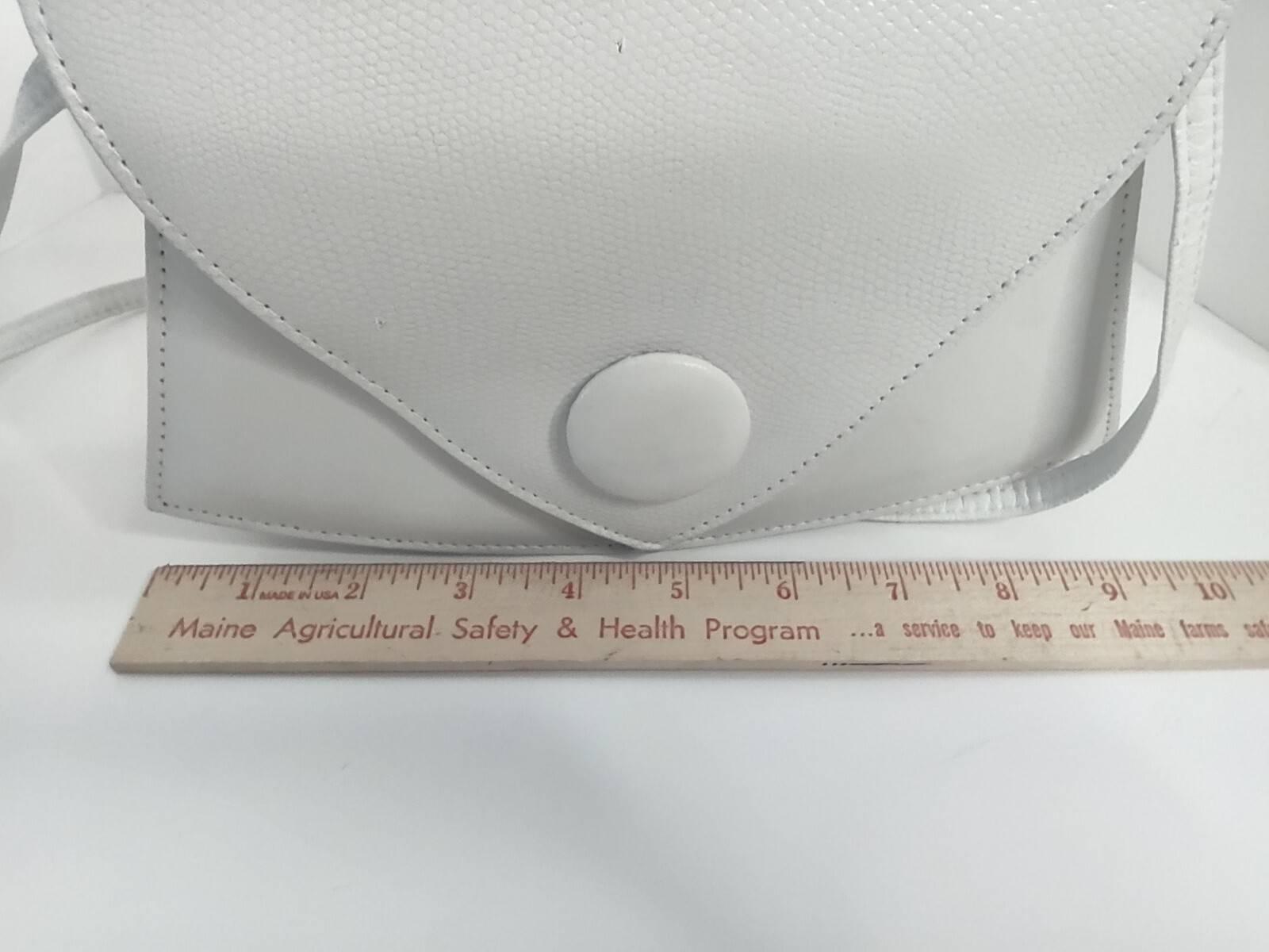 Vintage White Cross Body Purse Magnetic Snap Button Closure Handbag Mod ...