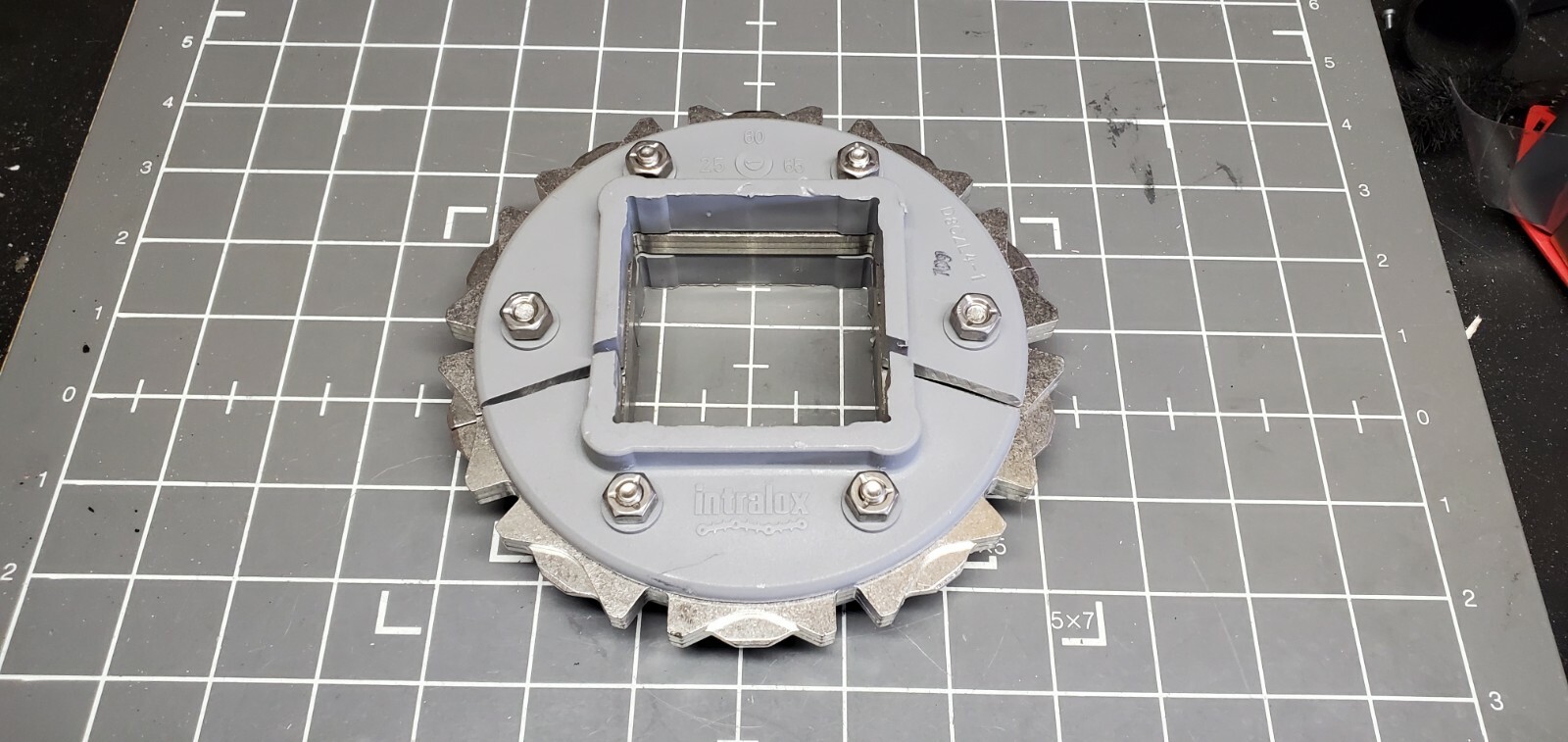 Intralox Split Conveyor Sprocket, D8CZL4-1 / 2-1/2"ID, 10T, 7/8" Pitch ...