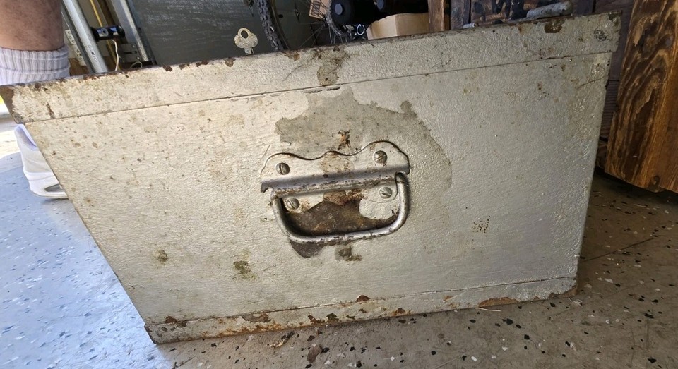 Antique VICTOR Fireproof Treasure Chest Safe with Key 1940's LOCAL ...