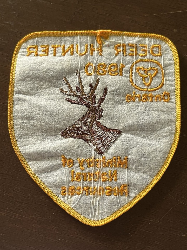 1980 ONTARIO DEER HUNTER PATCH ONTARIO MINISTRY OF NATURAL RESOURCES | eBay