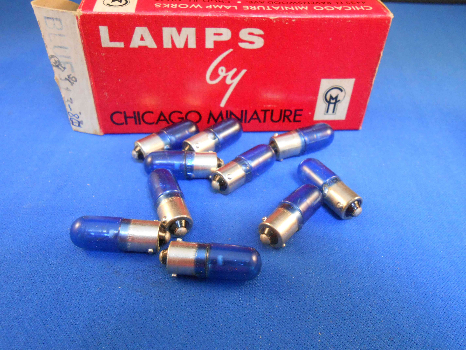 313B CHICAGO MINIATURE LAMP BOX OF 10 NEW OLD STOCK | eBay