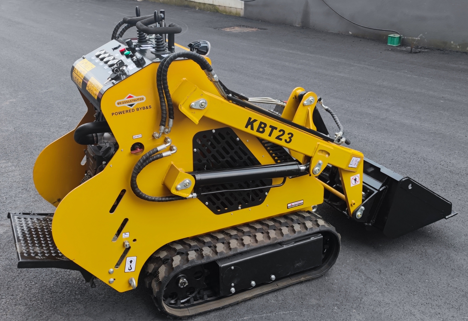 AGT 860Kg Mini Skid Steer Track Loader B&S KBT23 Gas Engine V-do | eBay