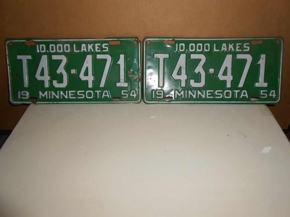 1954 MINNESOTA LICENSE PLATE Pair 2 Ea. T43-471 Green Plate White ...