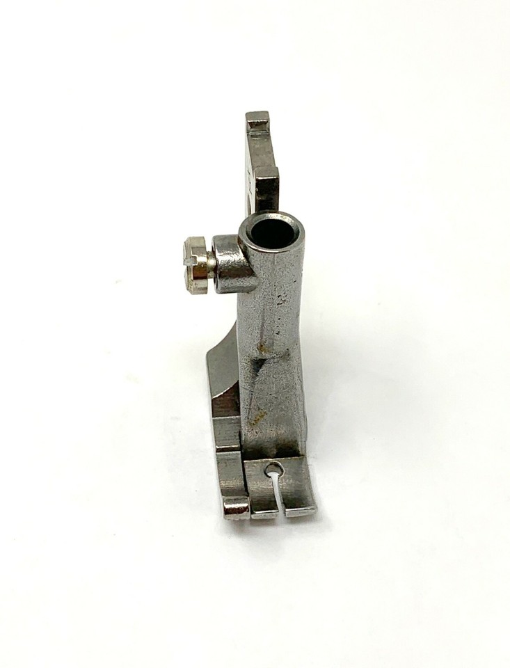 PFAFF 335 CYLINDER LEFT TOE ZIPPER WALKING FOOT SET 40474 & 40475 (3/16 ...