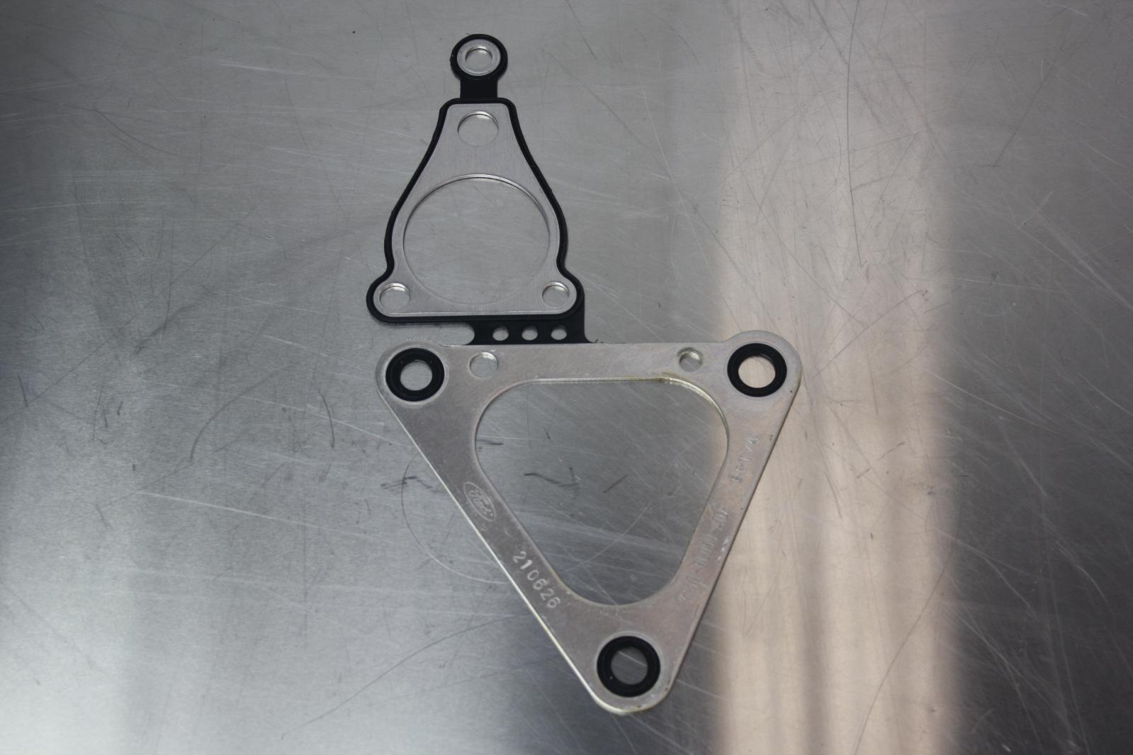 FORD TRANSIT VM 09/2006-02/2014 TRIANGLE GASKET BEHIND TIMING CASE | eBay