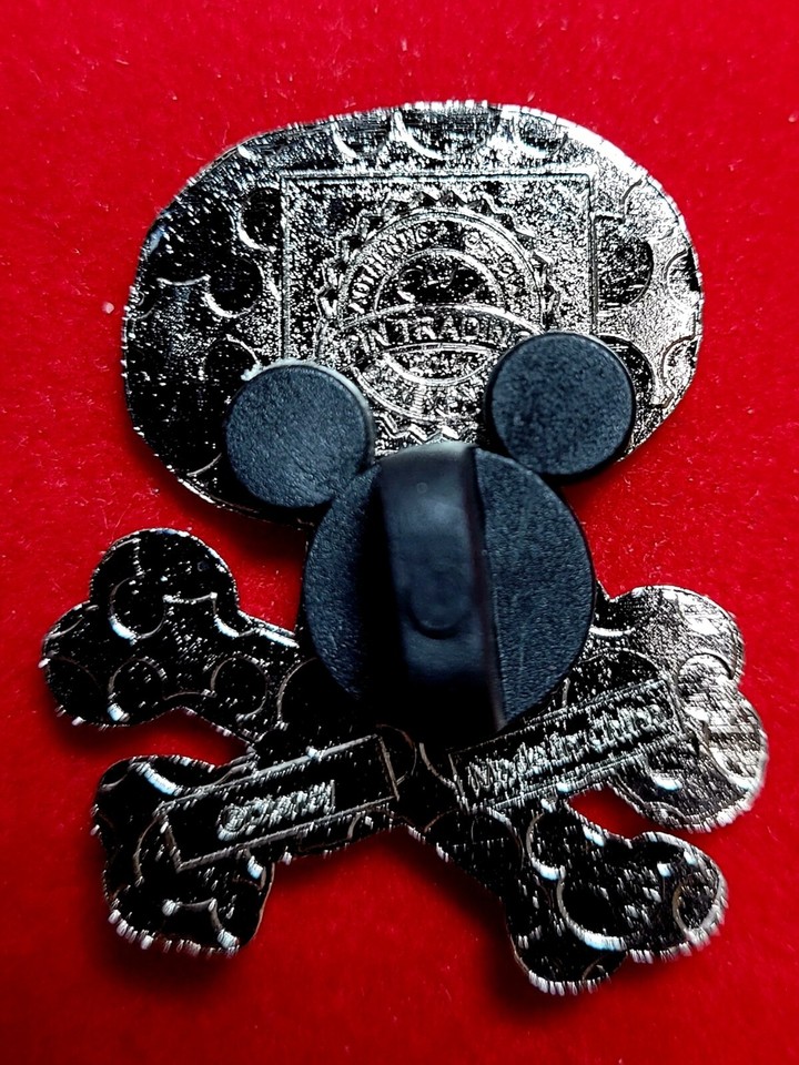 Disney Trading Pin, Sugar Skulls Crossbones, Daisy Duck, 2014 54 | eBay
