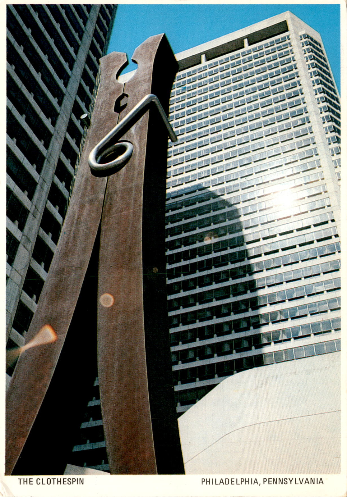 Philadelphia, Pennsylvania, Clothespin sculpture, Claes Oldenburg ...