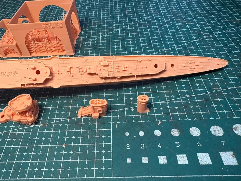 3D Printed 1/700 Italian Navy Giussano-class Light Cruiser Unpainted ...