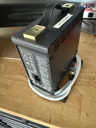 WHEELCHAIR 24V DUAL MODE BATTERY CHARGER MODEL 4C24080A - NEW | eBay