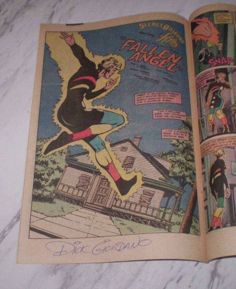 Secret Origins #6 NM/MT 9.8 WHITE 1986 DC Halo & Batman SIGNED by DICK ...
