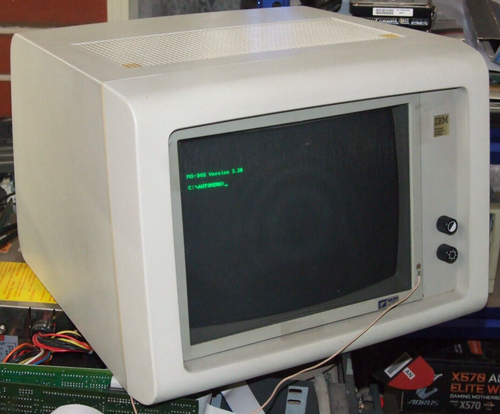 IBM 5151 PC XT 12in green screen CRT monochrome MDA monitor with DB9 ...