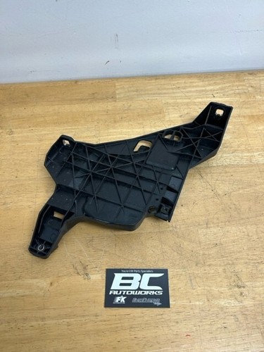 OEM Audi 13-16 Q5 Right Side Headlight Bracket Retaining Mount 8R0 941 ...