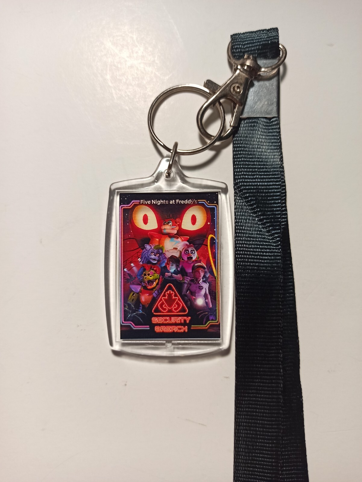 Five Nights at Freddy's Freddy Fazbear security breach keychain | eBay