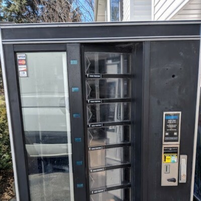 Snack & Food Machines - Table Top Vending Machine