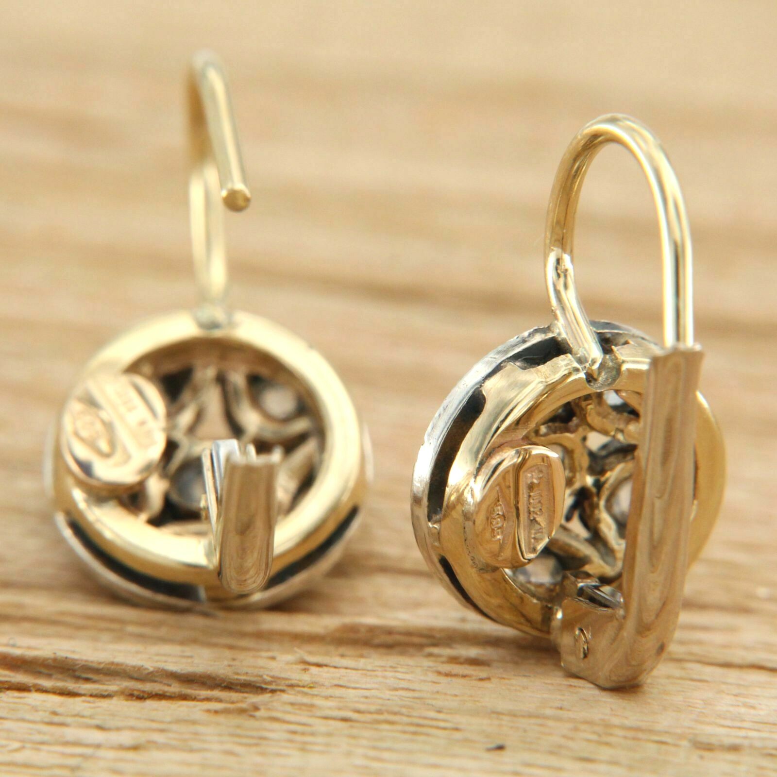 Orecchini in ORO Giallo 14 kt e con DIAMANTI a Toppa Monachella stile ...