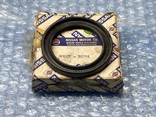 43232C9300 Genuine Nissan Seal-grease Rear Hub 43232-c9300 for sale ...