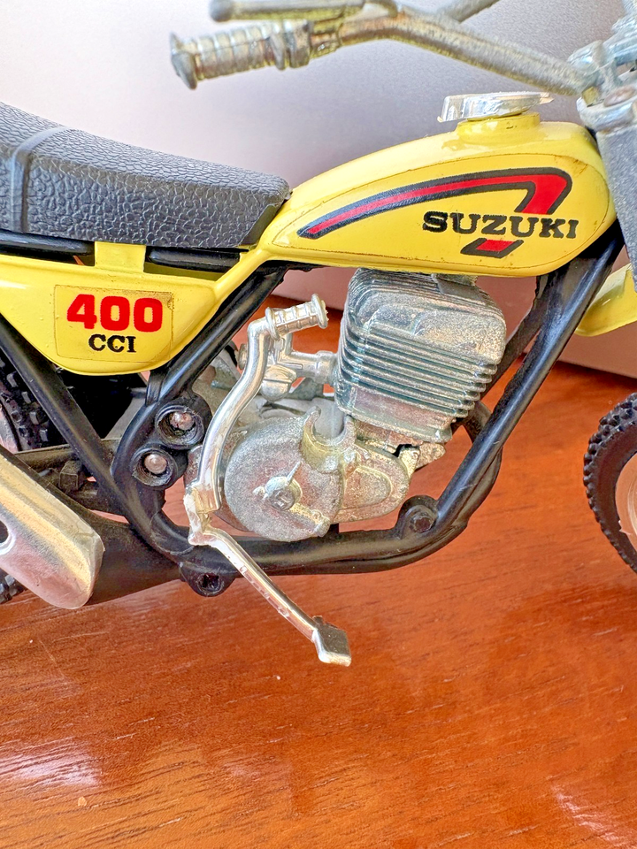 Vintage 1970's Polistil Suzuki 400 CCI Die-cast 1/15 Motorcycle model ...