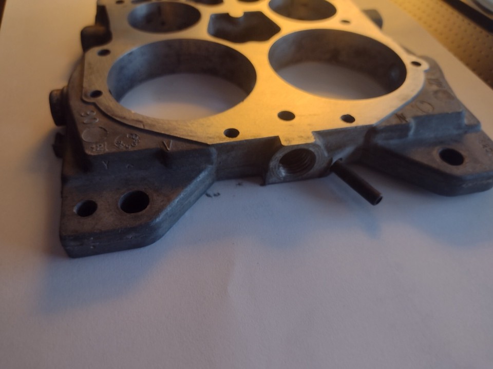 Rochester Quadrajet base plate - 17060558 2060 | eBay