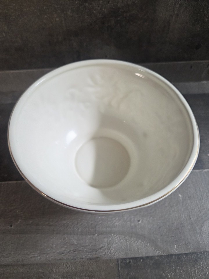 BIOESSENCE Cream Footed Raised Floral Bowl Candy Dish Decor | eBay UK