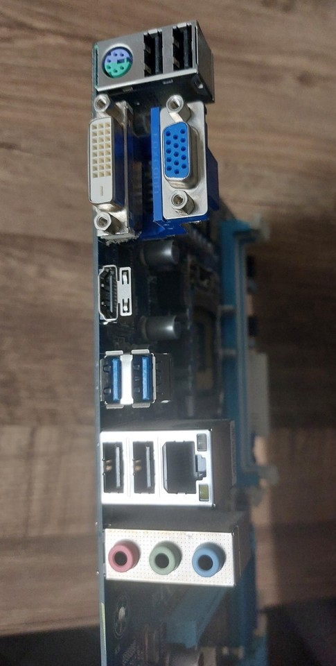 Gigabyte Technology GA-Z77-DS3H rev. 1.0, LGA 1155, Intel Motherboard ...