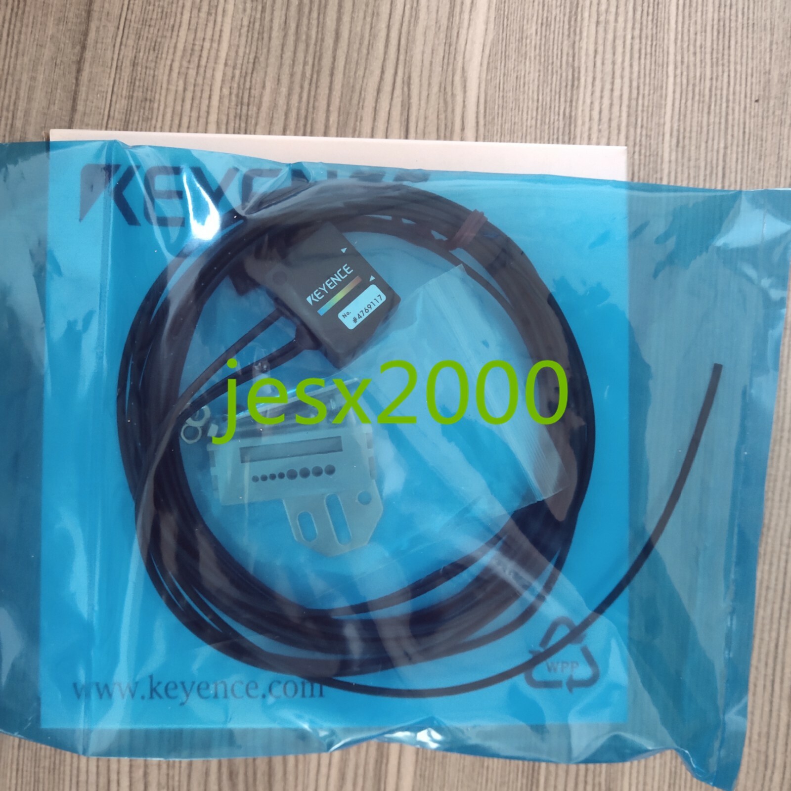 1PC Keyence Color Sensor CZ-H37S | eBay