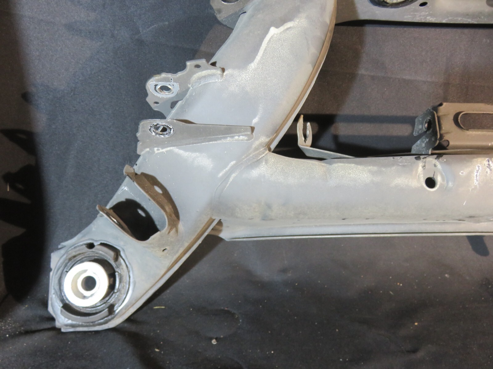 Mercedes Benz C250 Sdn Suspension Crossmember Rear 08 15 A2043500141 ...