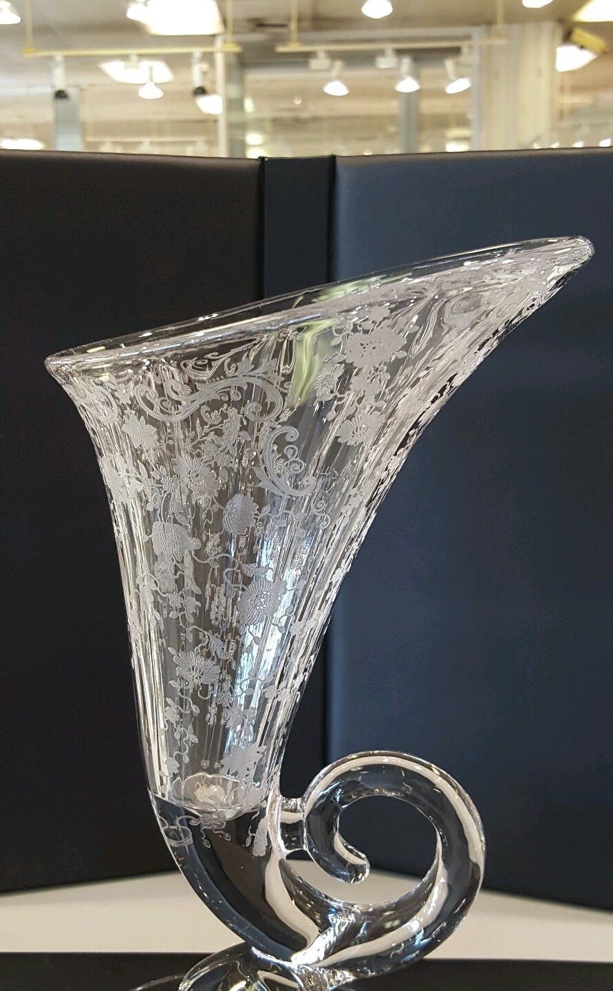 Cambridge Glass Chantilly Pattern Cornucopia Vase 1932-1956 | eBay