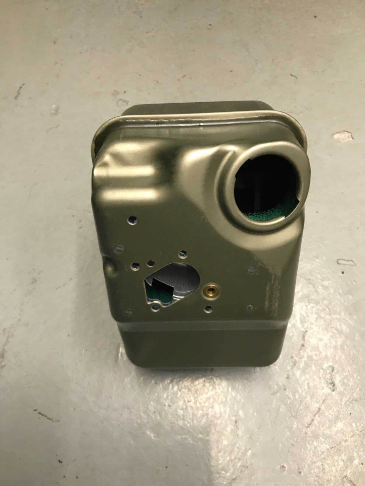 Briggs and Stratton Gas Tank 694315 | eBay