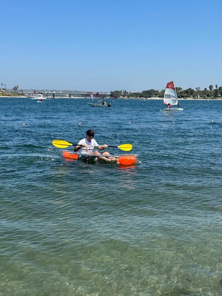 Takao 1-Seater Clear Kayak Single Plexiglass Bottom w/Frame Clear Seat ...