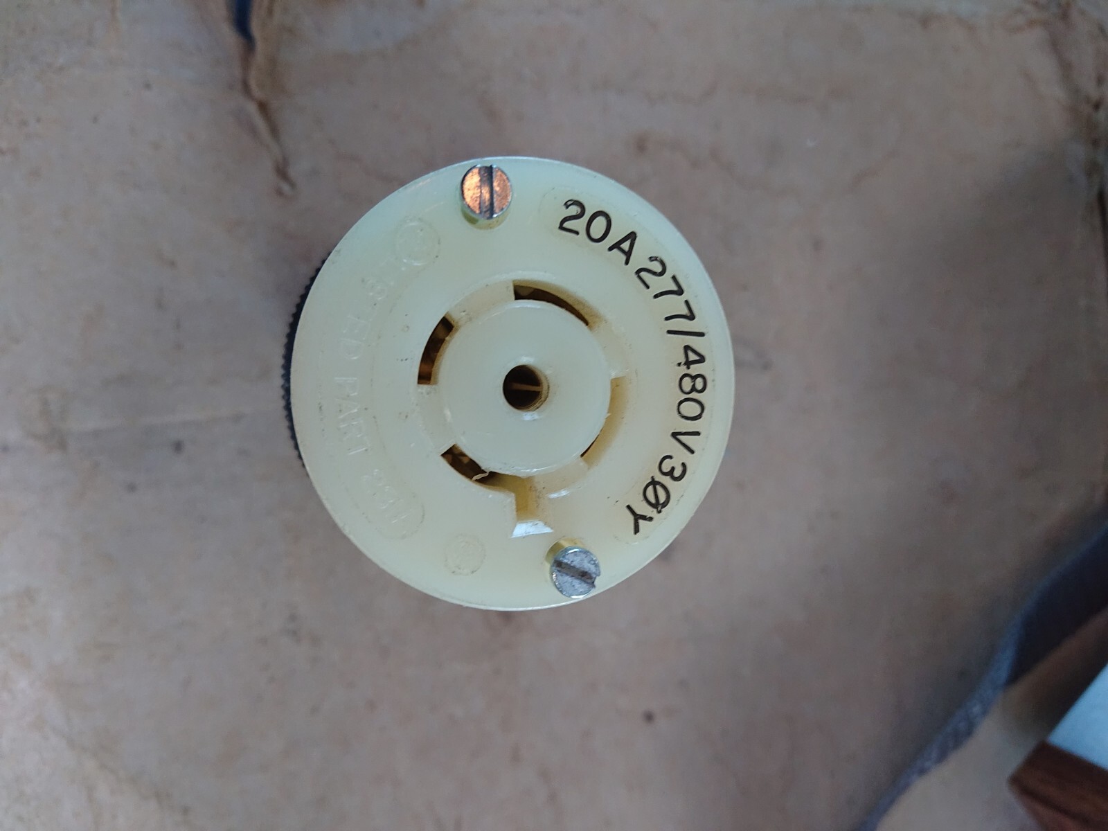 Hubbel HBL2523 Twist Lock Female 20A Connector 3 PH 277-480 VAC NEMA ...