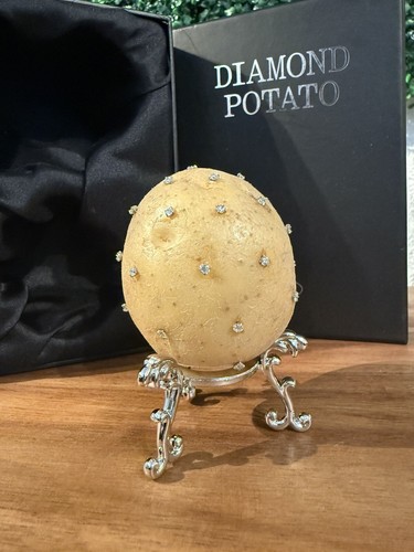 Cards Against Humanity Diamond Potato Black Friday EXCLUSIVE **IN HAND ...