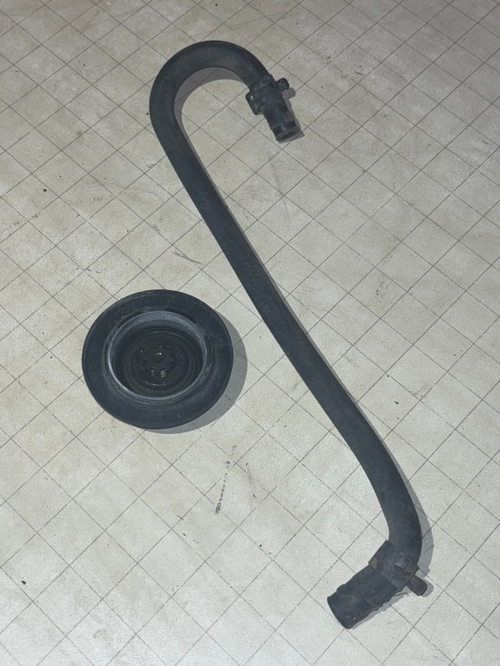 99-01 F350 OEM RADIATOR WATER COOLANT OVERFLOW RUBBER HOSE PIPE Clamps ...