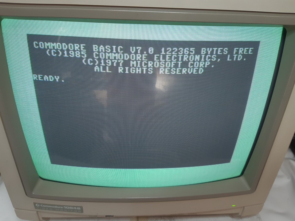 Commodore 128 C128 64 RGBI 40 80 columns 16 colors 1084S monitor LCA ...