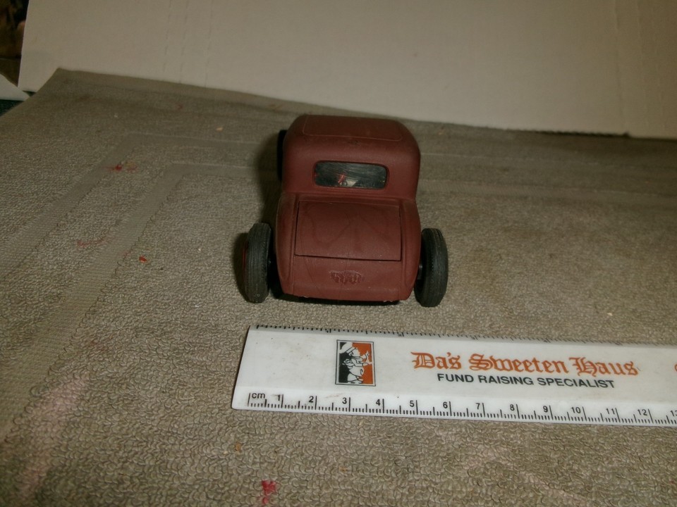 VINT. 1/25 1932 FORD COUPE HOT ROD CUSTOM BUILD PLASTIC MODEL CAR KIT ...
