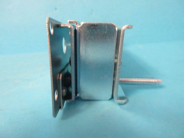 4 Wiremold Sc222-33 Walkerduct Underfloor Duct W/ Coupling Support ...