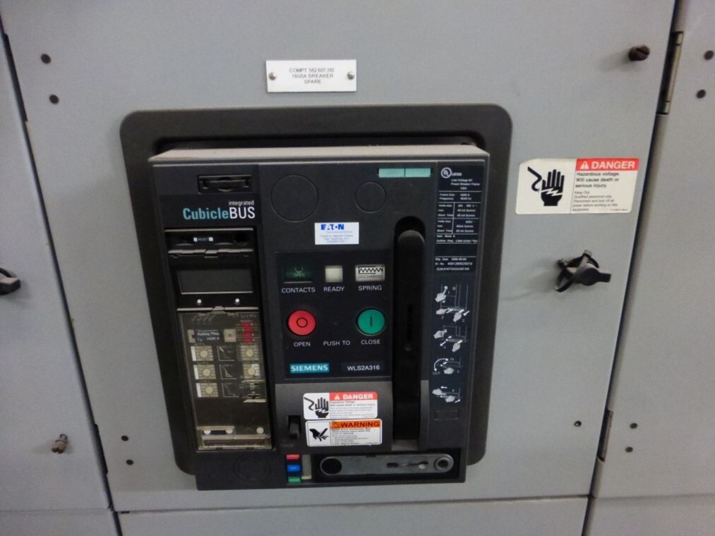 4000 AMP SIEMENS WL SWITCHGEAR, 7 SECTION, 4000/1600A BREAKERS | eBay