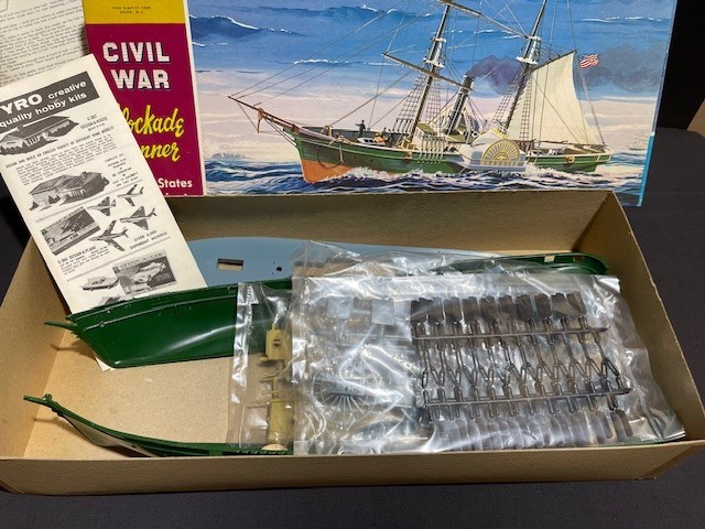Pyro Plastic Ship Model Kit 375-2.98 CIVIL WAR BLOCKADE RUNNER Sealed ...