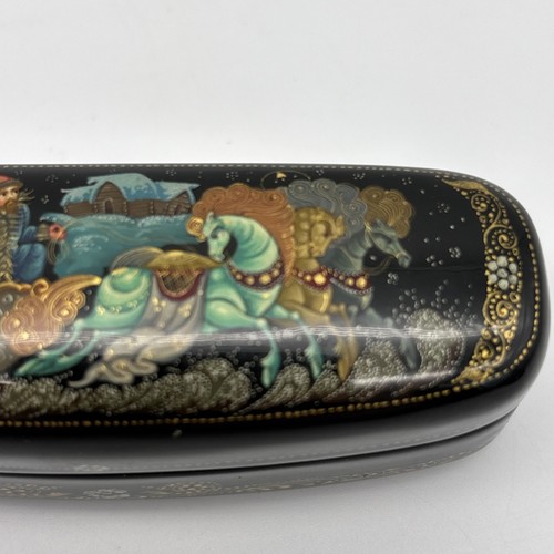 Russian Hand Painted Hinged Lacquer Trinket Box Fairy Tale Sign Troika ...