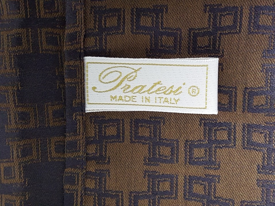 CHIC PRATESI ITALY JACQUARD LOGO MONOGRAM SCARF * NEW IN BOX ~ 18" | eBay