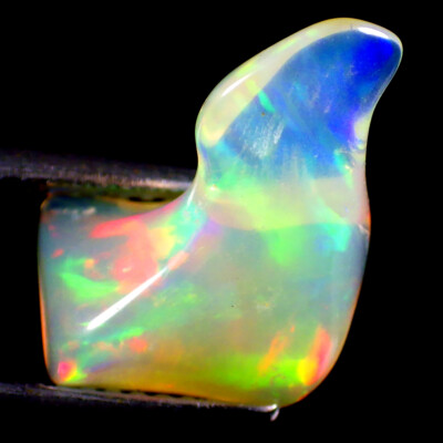 3.46 ct Best Fancy (17 x 9 mm) Unheated / Untreated Play of Colors ...