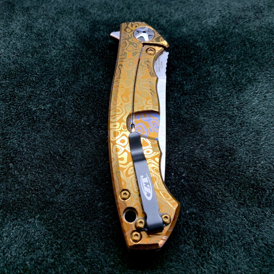 Zero Tolerance ZT 0452CF Plain Edge Folder BWL bronze Flomascus Ano ...
